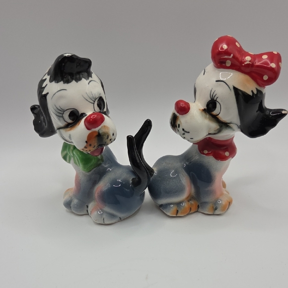 Artmark | Kitchen | Snirky And Sally Circus Dogs Salt And Pepper ...